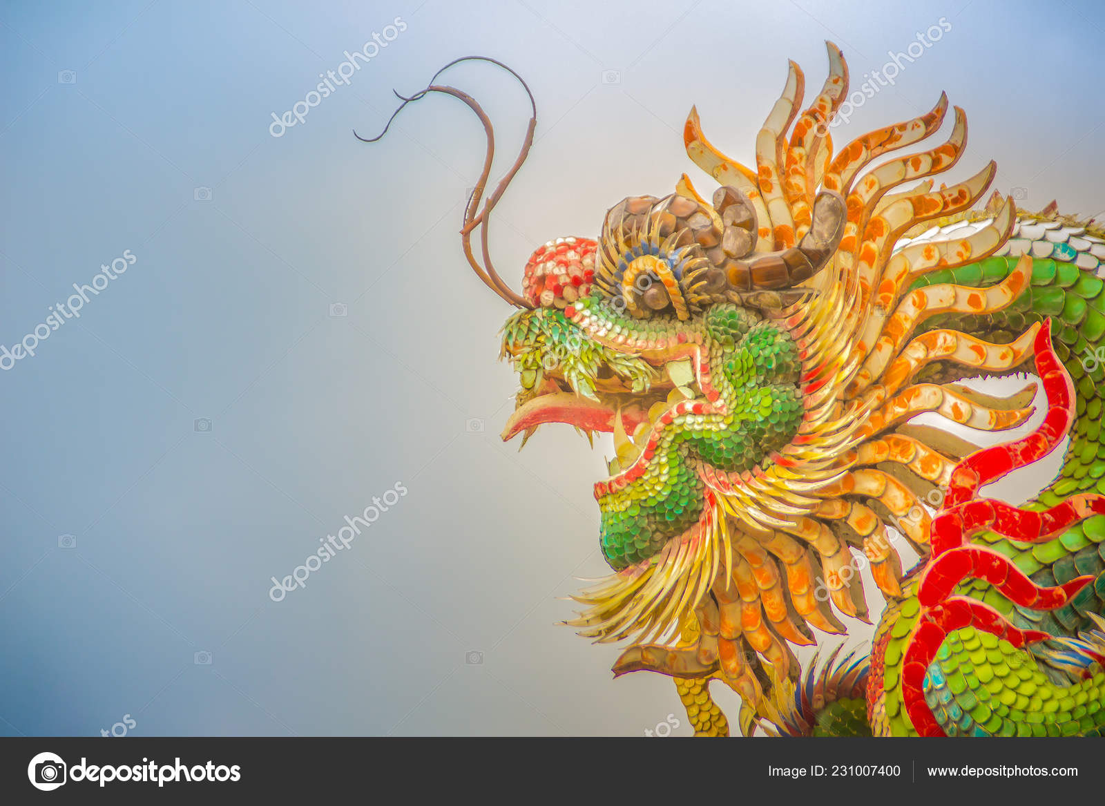 Colorful Statue Chinese Dragon Wrapped Pillar Beautiful Statue Dragon ...