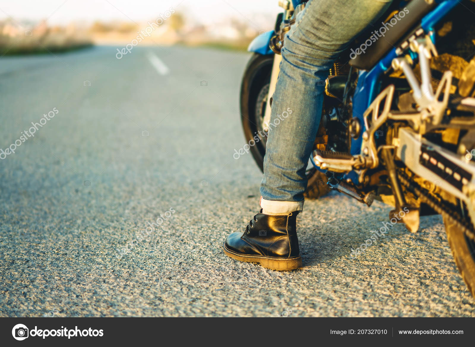 Biker Sitting Sport Motorcycle Putting Leg Asphalt Road Close — Stock ...
