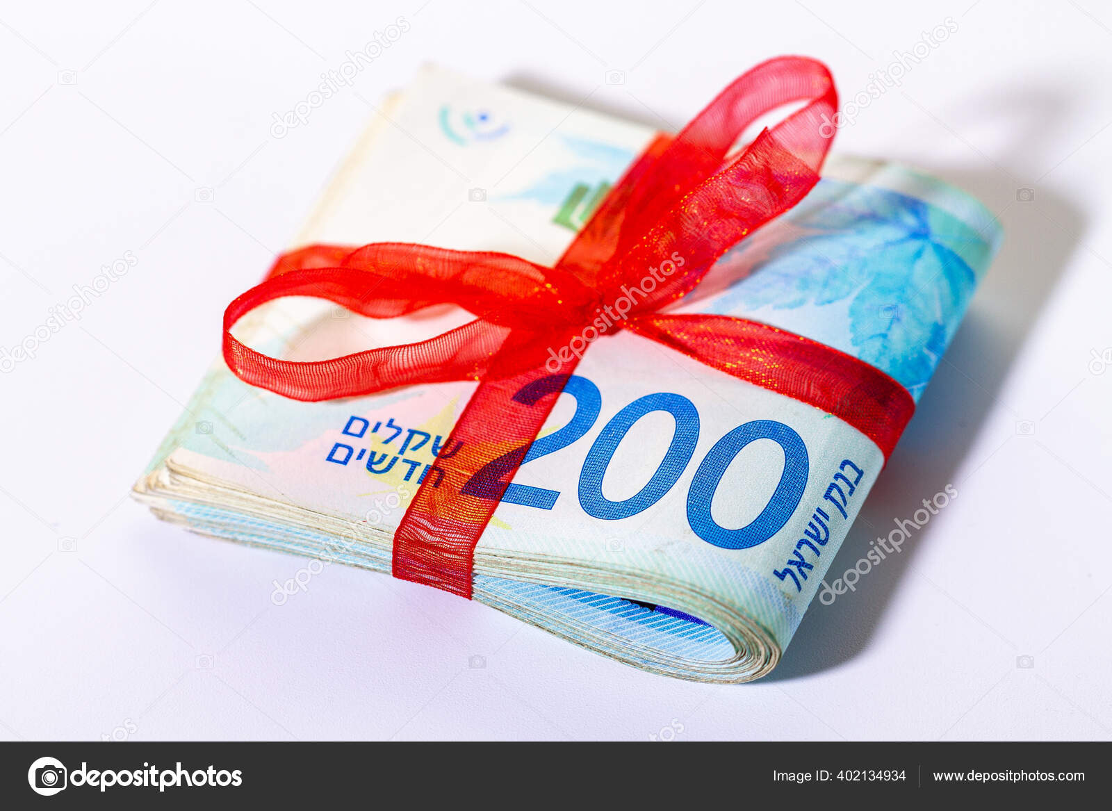 200 New Israeli Shekels Banknotes Folded Half Tied Red Ribbon — Stock ...