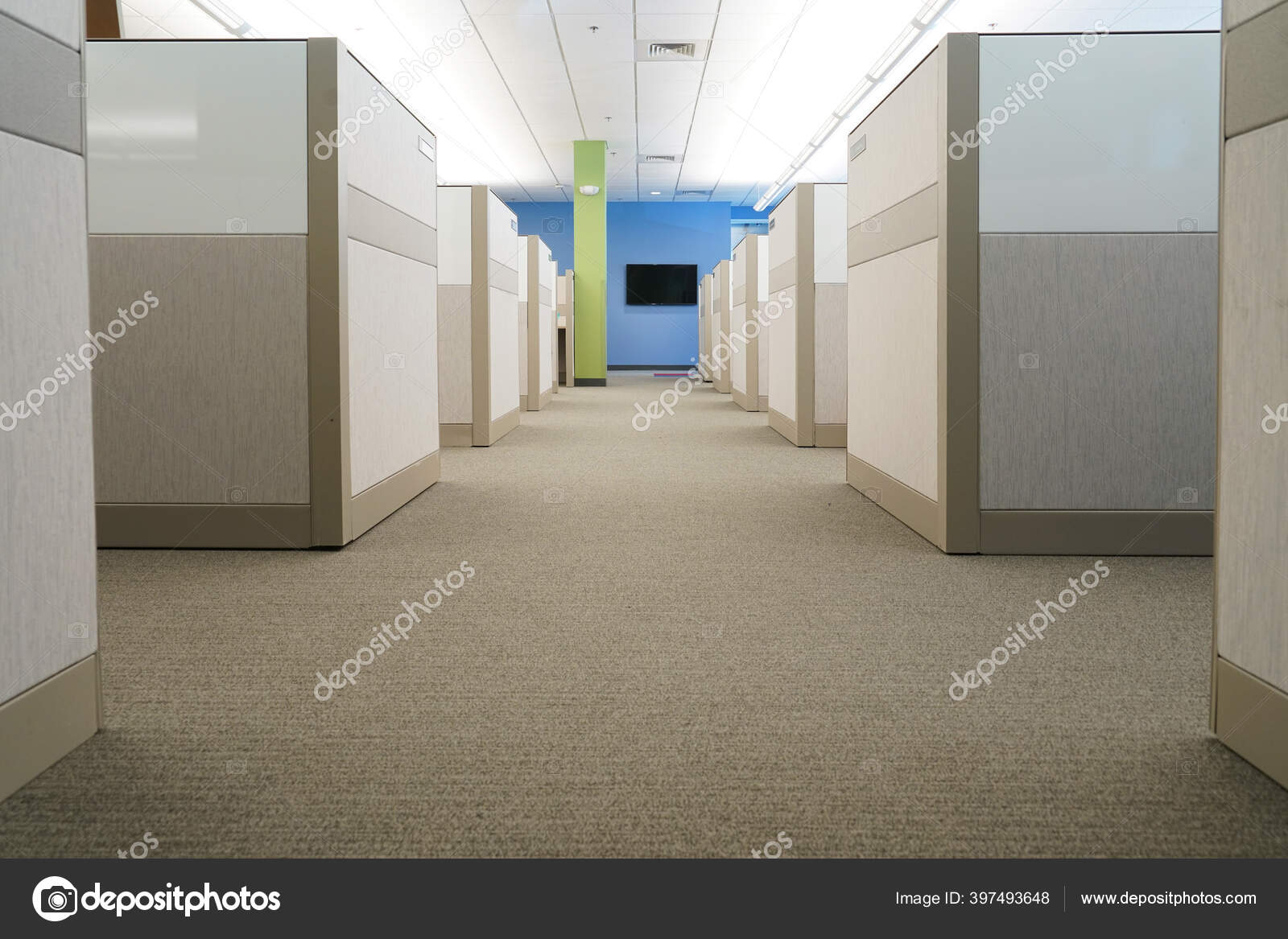 Aisle Cubicles Office Building Stock Photo by ©depositimage 397493648