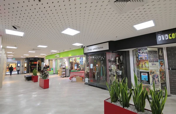 Plaza commercium copilco zkc images libres de droit, photos de Plaza ...