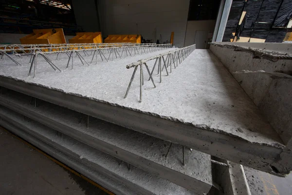 Close Picture Precast Girder Slab Stock Photo by ©Longo68 401825694