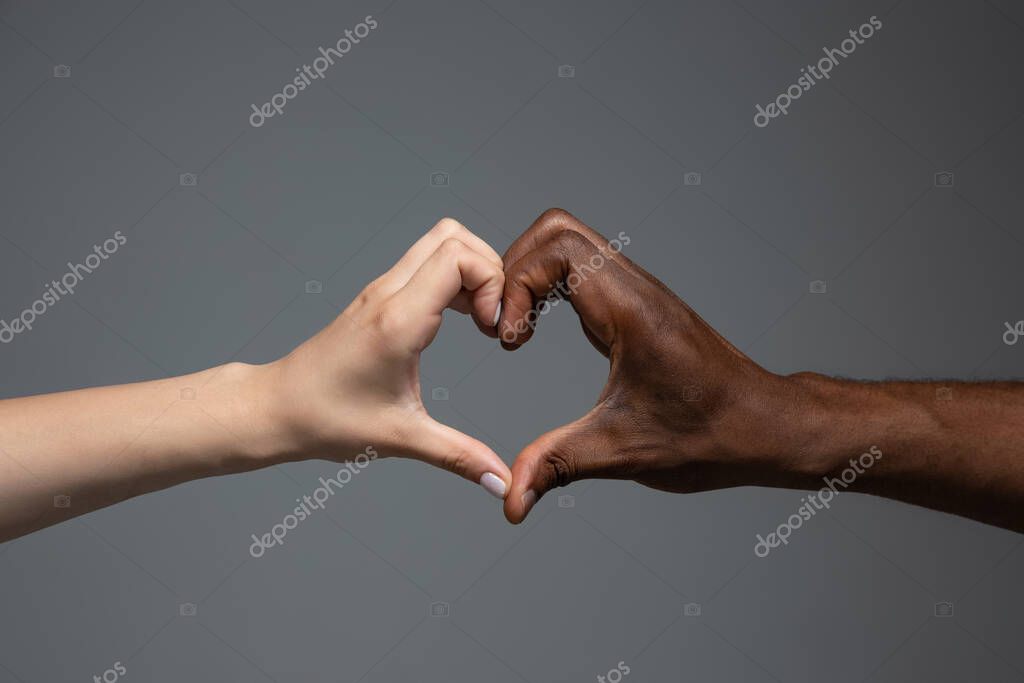 Tolerancia racial. Respetar la unidad social. Africano y cauc sico ...