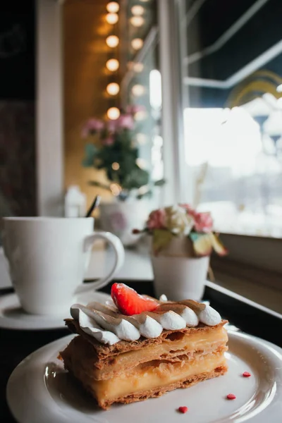 Imágenes de Café y postres en barrio antiguo, fotos de Café y postres ...
