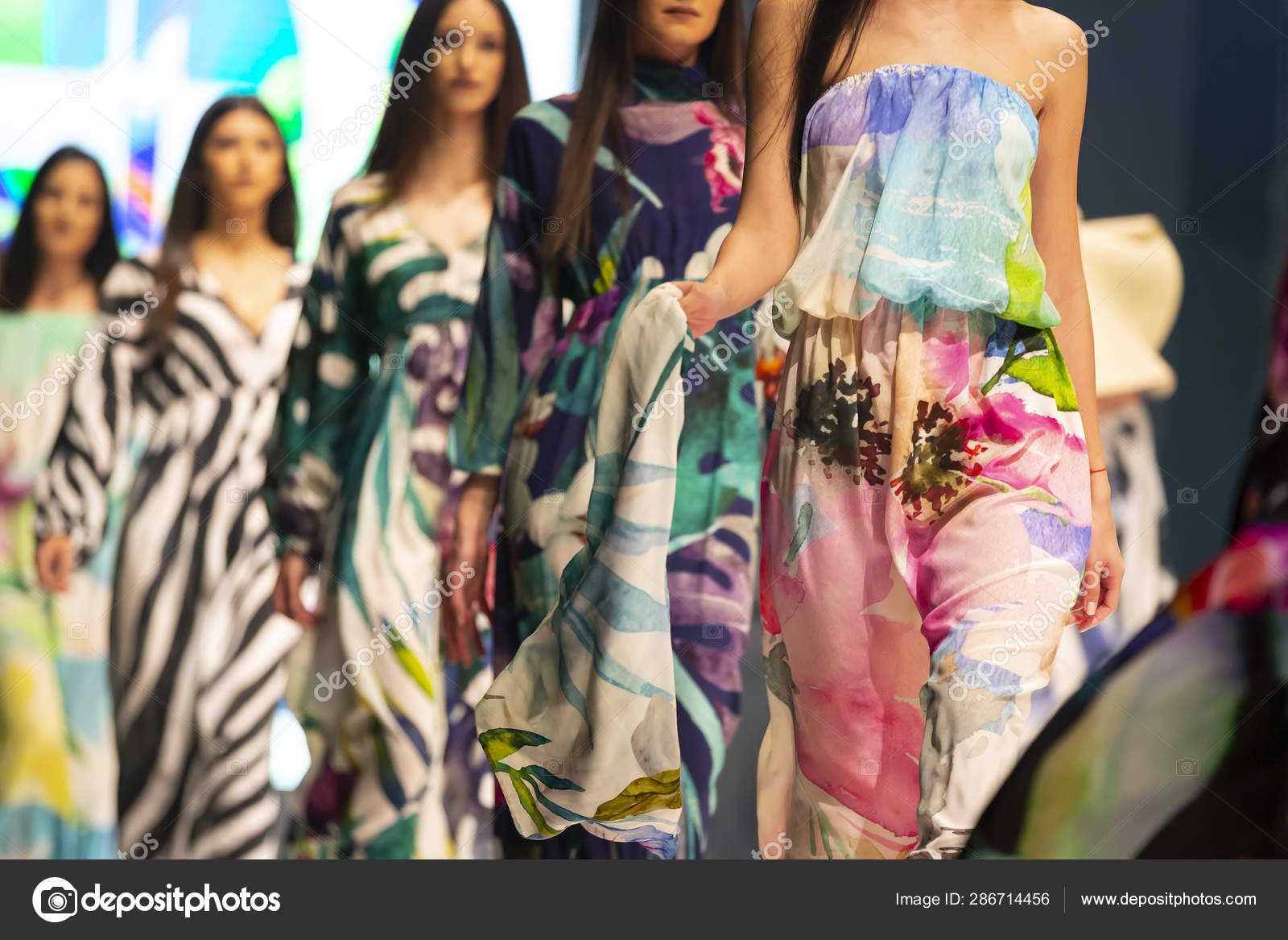 Fashion week models runway Stock Photo by ©Belish 286714456