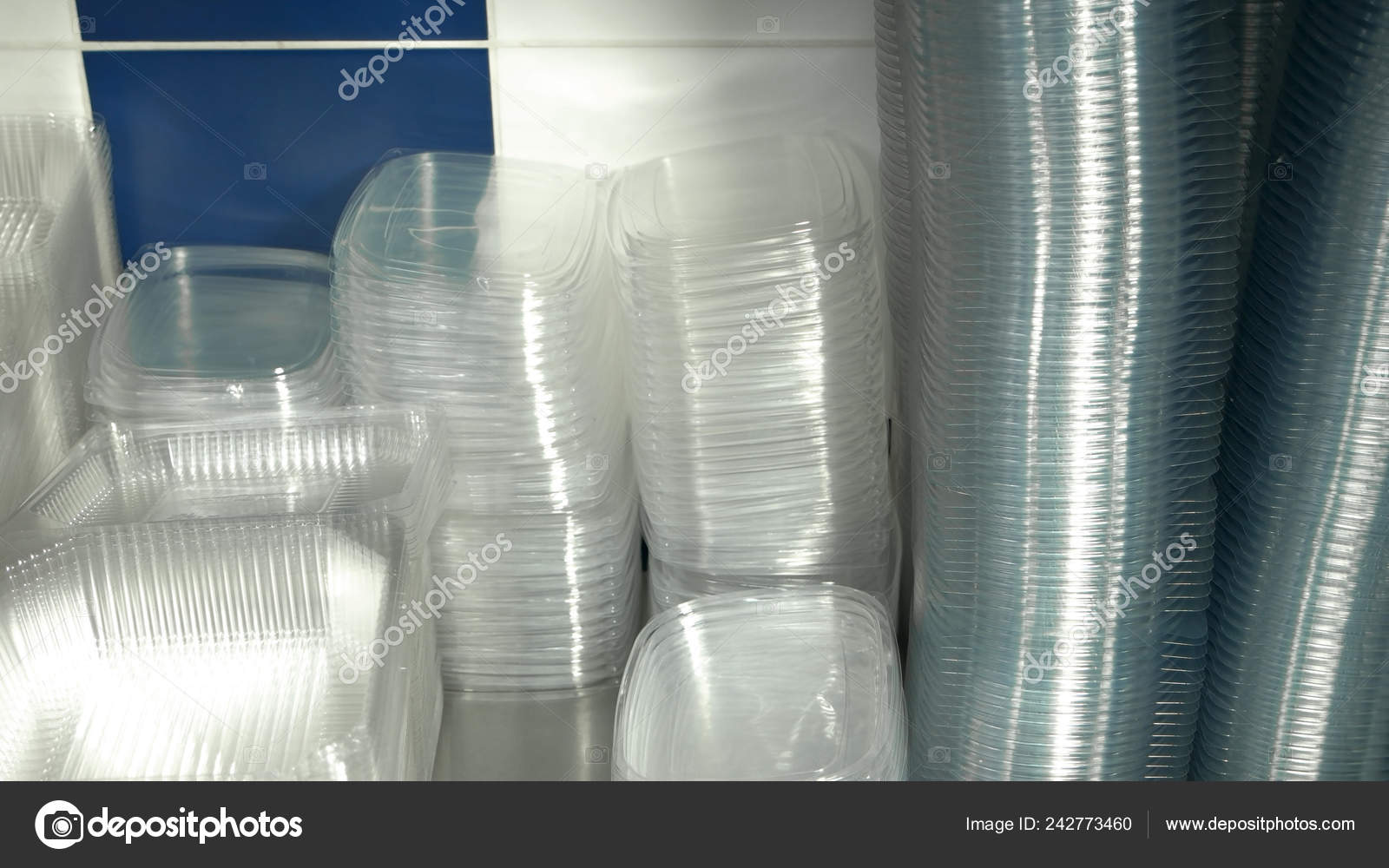 Clean empty plastic boxes close up. — Stock Photo © Denisfilm #242773460