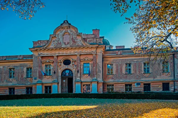 Spissky hrad Stock Photos, Royalty Free Spissky hrad Images | Depositphotos®