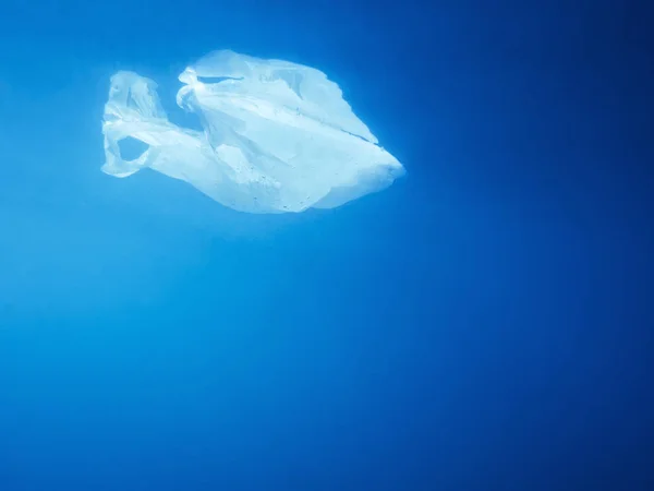 Plastic bag floating Stock Photos, Royalty Free Plastic bag floating ...