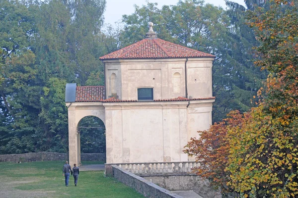 La monte Stock Photos, Royalty Free La monte Images | Depositphotos