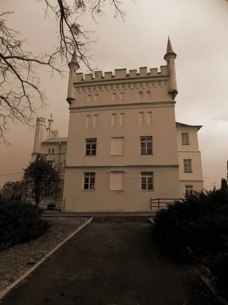 Hell palace Stock Photos, Royalty Free Hell palace Images | Depositphotos