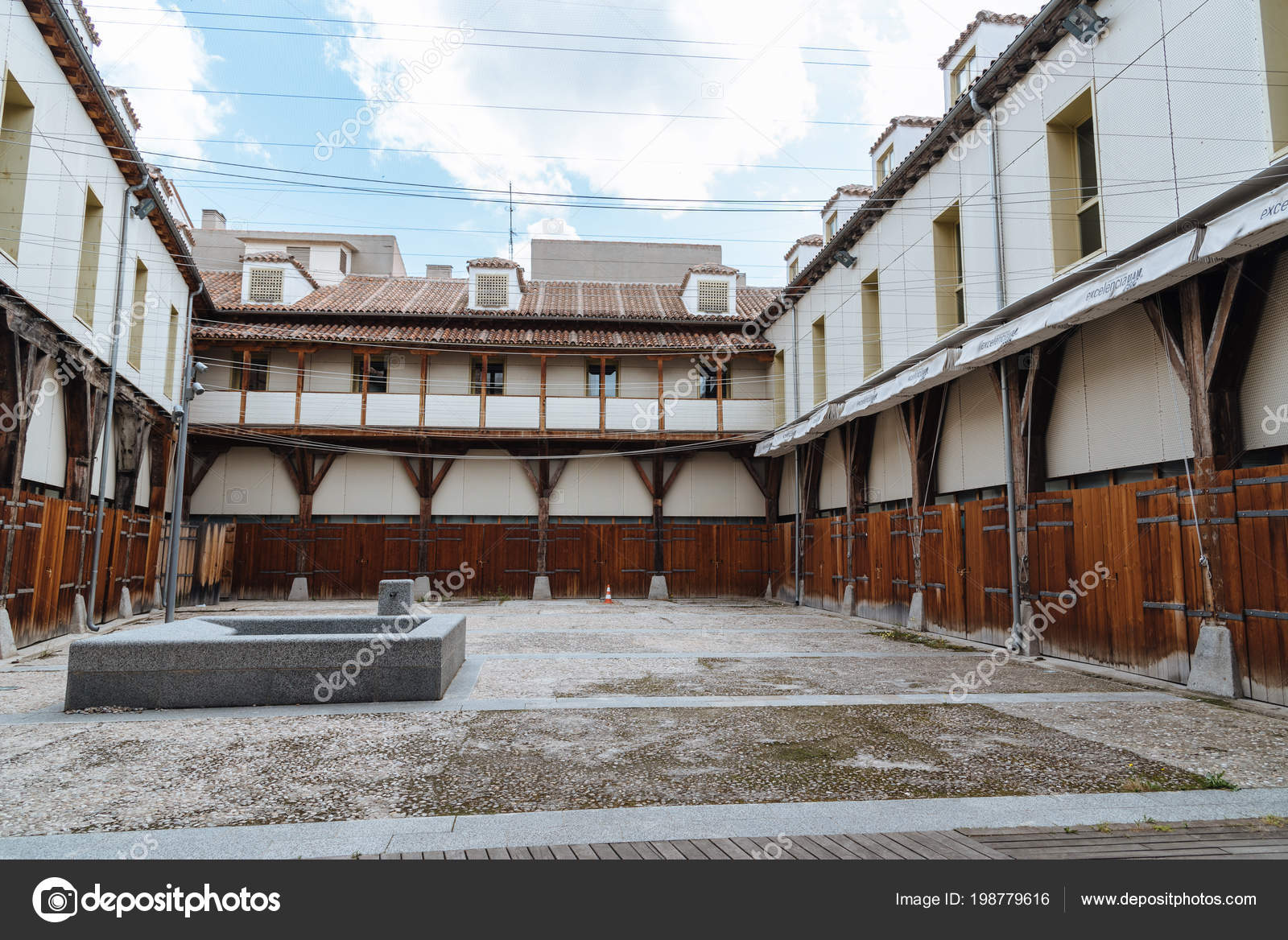 Cultural Center La Corrala in Madrid — Stock Editorial Photo ...