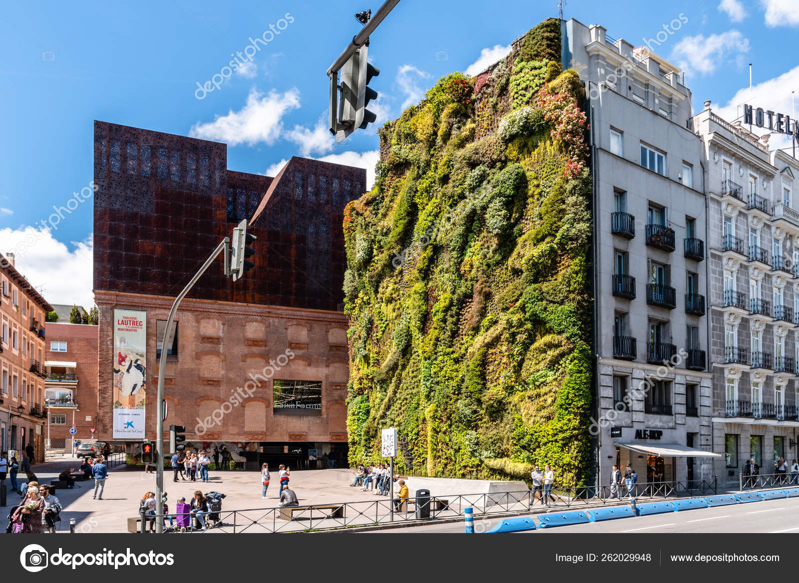 Caixa Forum Green Wall