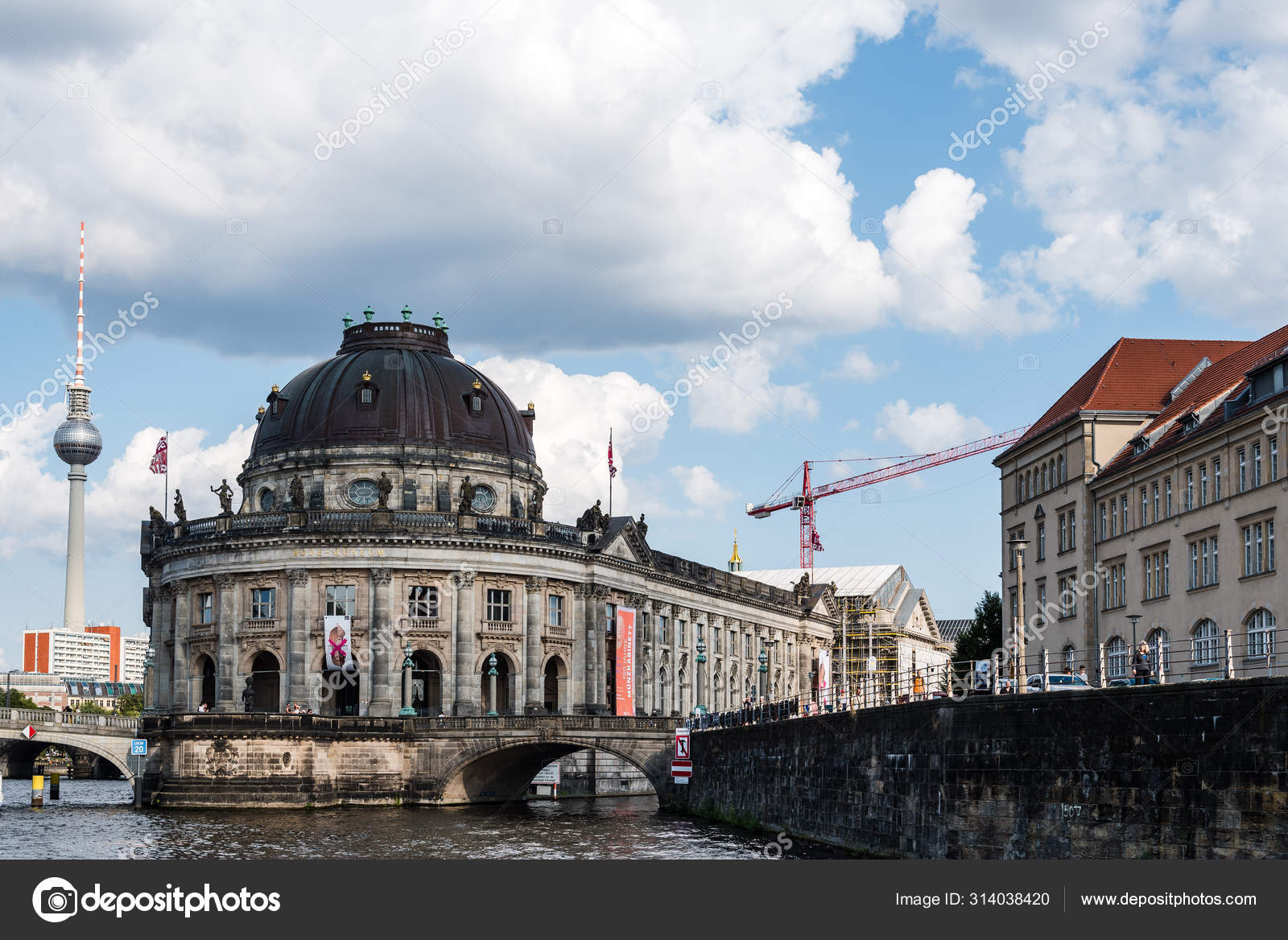 Scenic view of Spree river and Museum Island in Berlin – Stock ...