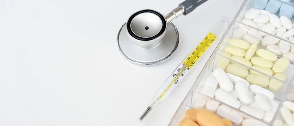 Bedside medication scanning Stock Photos, Royalty Free Bedside ...