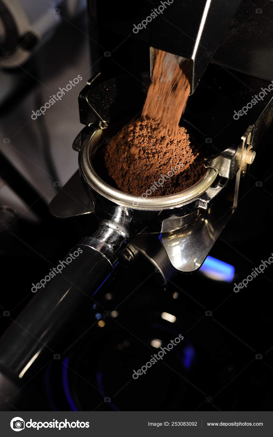 Freshly Ground Coffee Beans Porta Filter Coffee Grinder Roasted Make ...