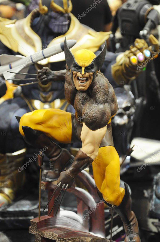 KUALA LUMPUR, MALASIA - 7 DE ABRIL DE 2018: Visualización de la figura ...