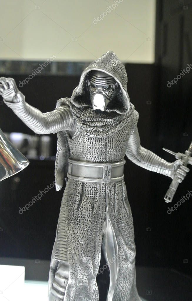 KUALA LUMPUR, MALASIA - 23 DE NOVIEMBRE DE 2019: Seleccionado enfocado en la figura de acción ...