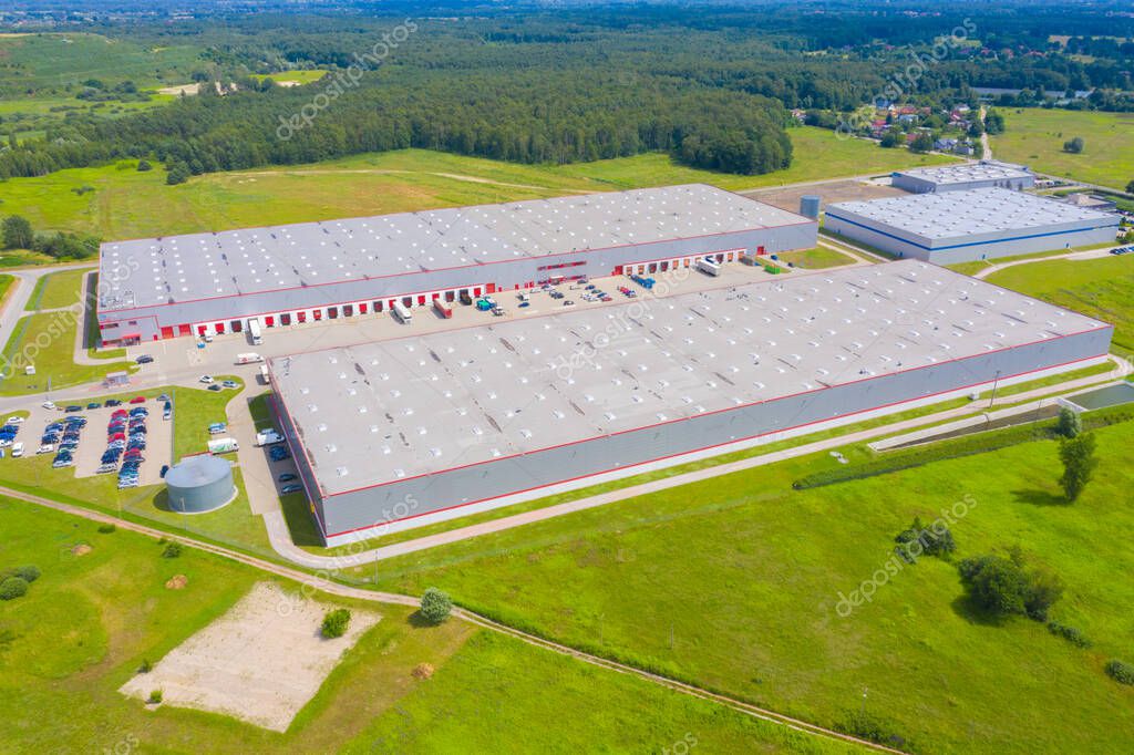 Vista aérea superior del gran parque logístico con almacén, centro de ...