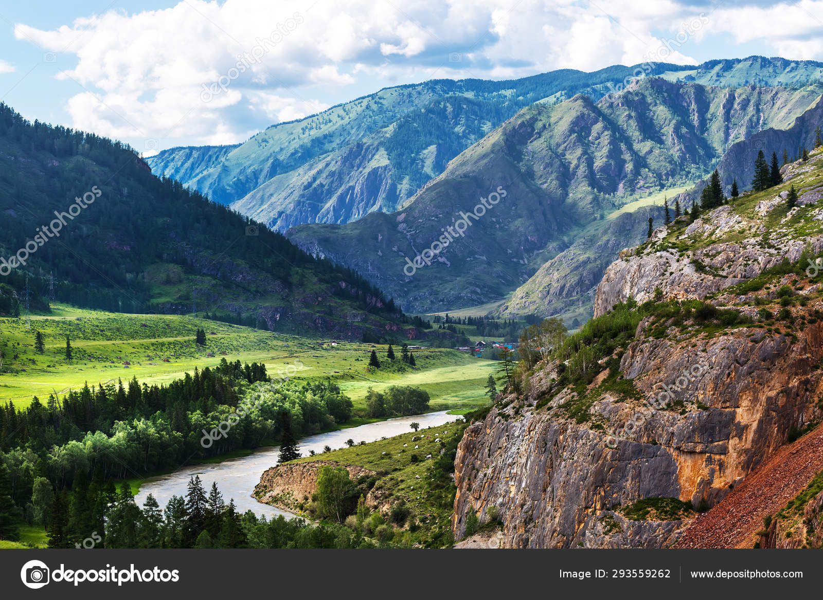 Mountain valley and river Chuya. Altai Republic, Russia — Stock Photo ...