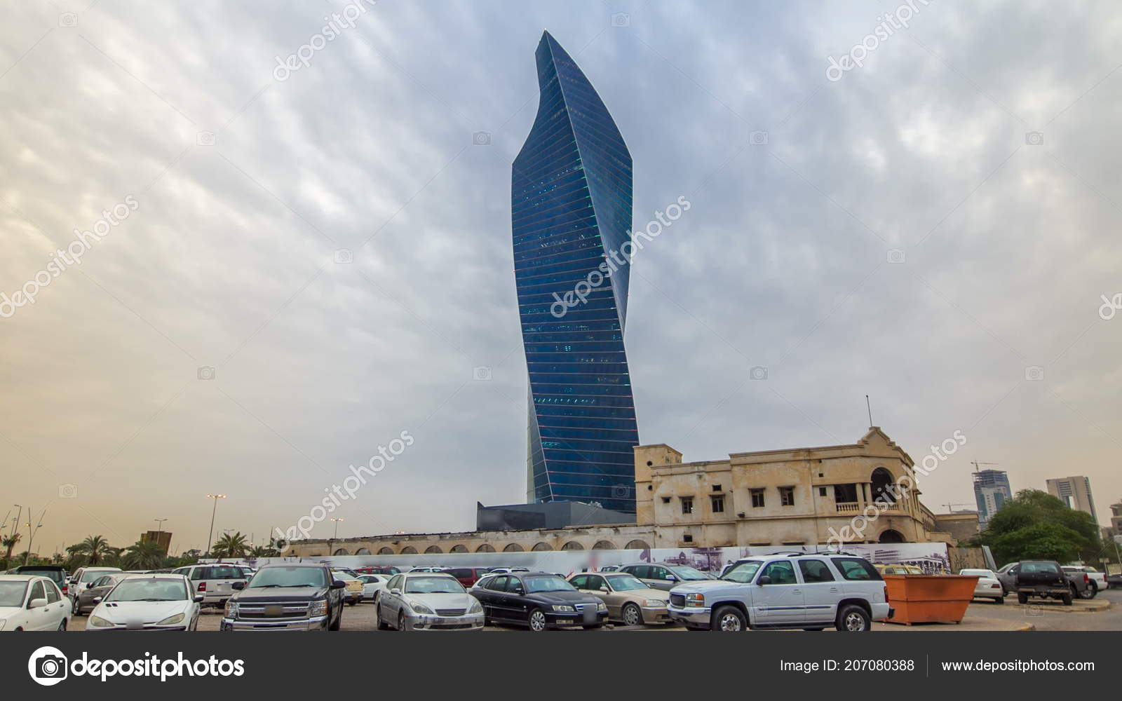 Tijaria Tower Kuwait City Timelapse Hyperlapse Kuwait Middle East Palms ...