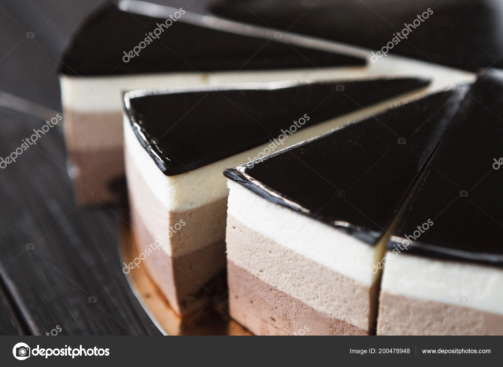 Triple chocolate layer mousse cake with glaze — Stock Photo © Milkos ...