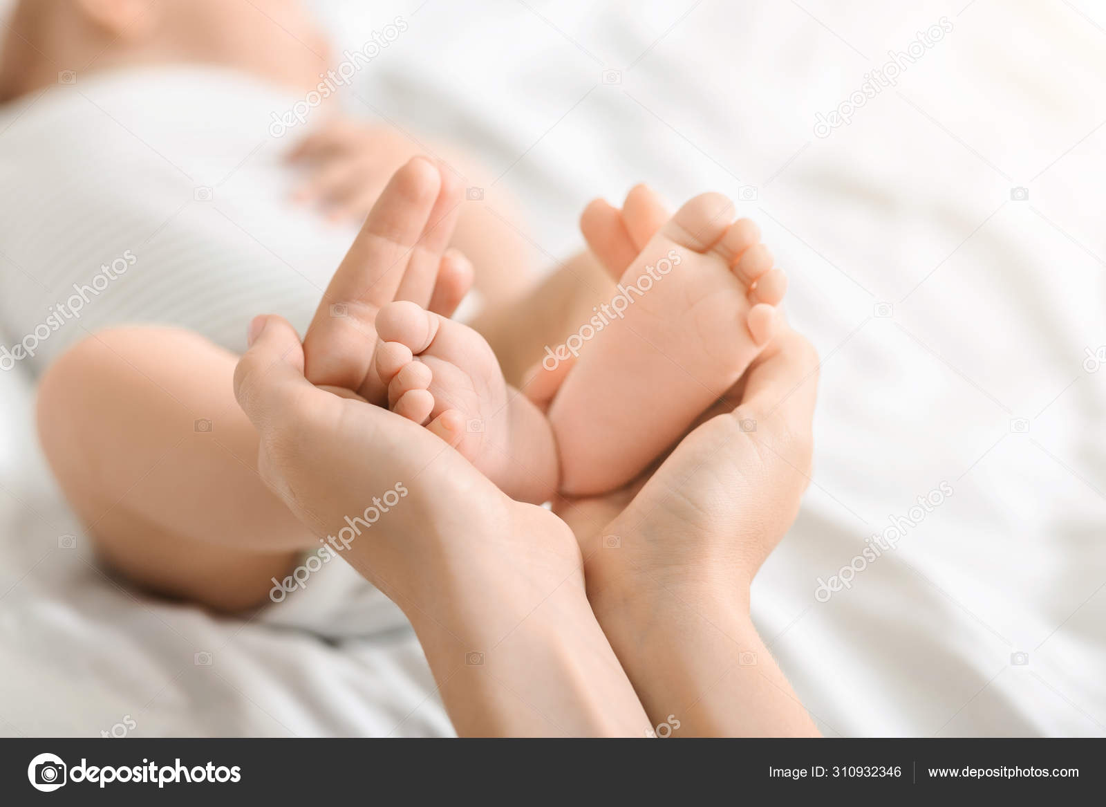 Smallest Feet In The World