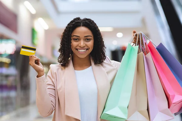 Happy people shopping Stock Photos, Royalty Free Happy people shopping ...