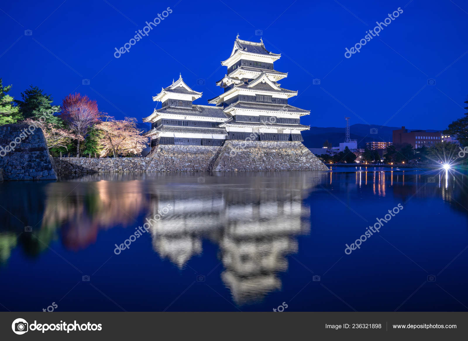 Matsumoto Castle Reflection Night Nagano Japan — Stock Editorial Photo ...