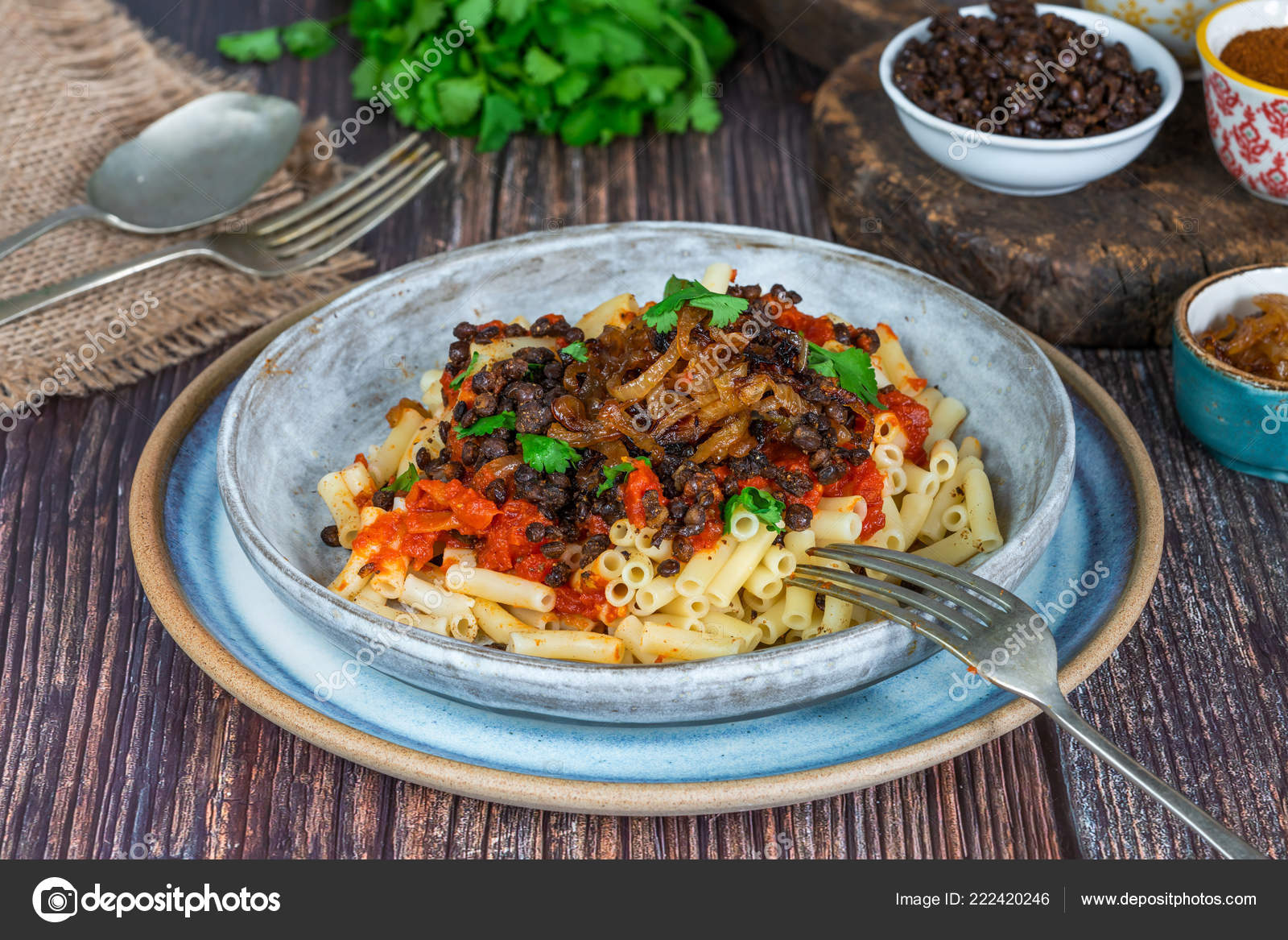 Kushari Egyptian Vegetarian Dish Lentils Spiced Tomato Sauce Macaroni ...