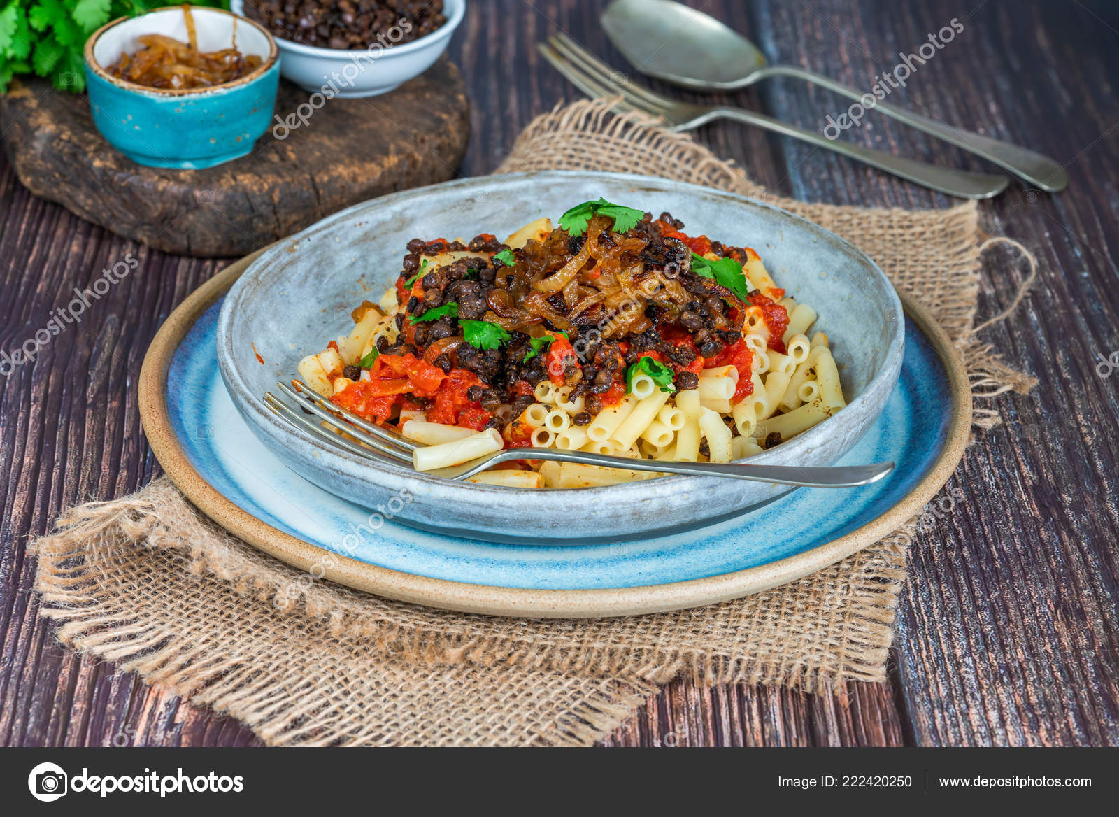 Kushari Egyptian Vegetarian Dish Lentils Spiced Tomato Sauce Macaroni ...