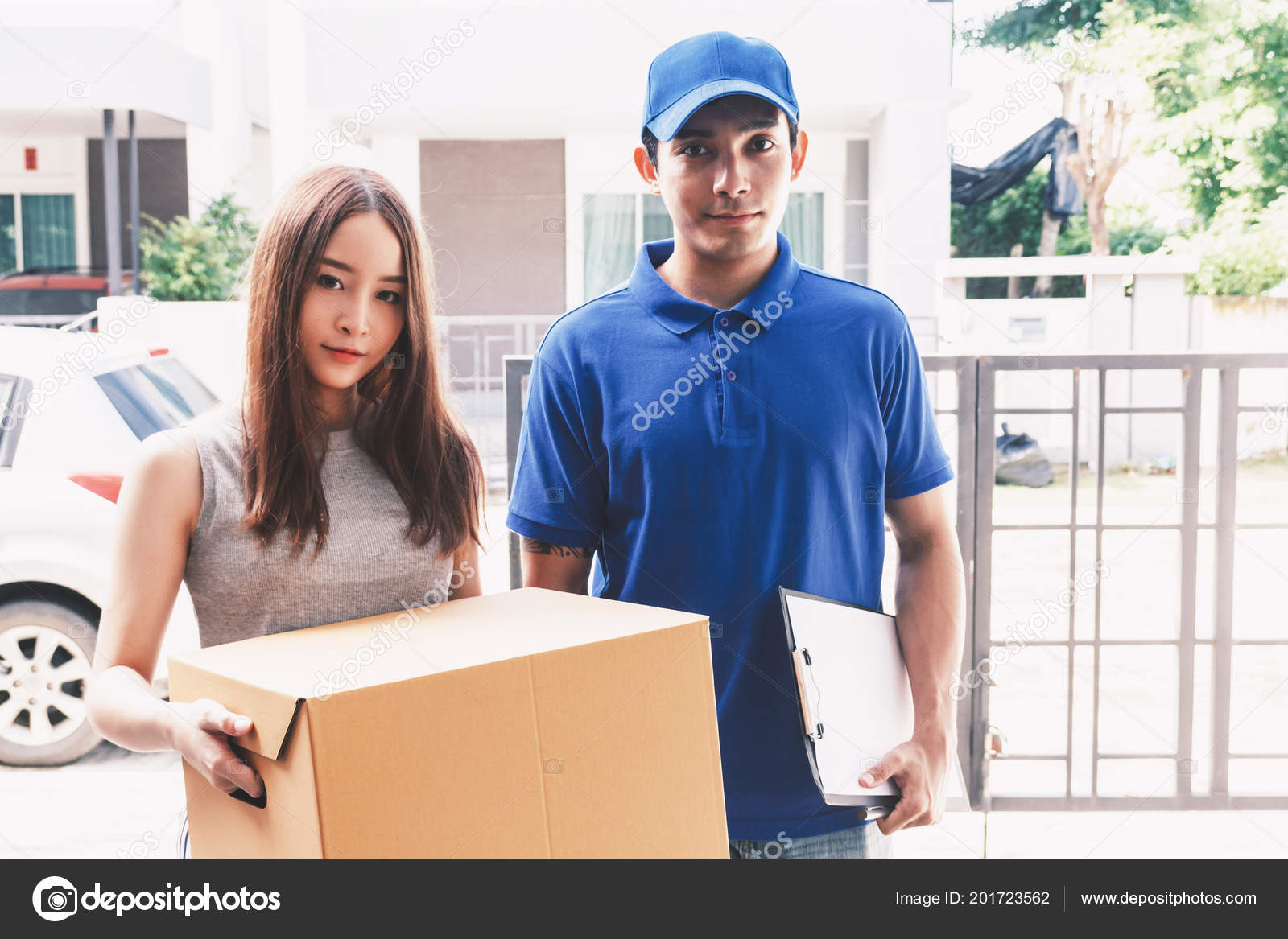 Woman Accepting Delivery Boxes Delivery Man — Stock Photo ...