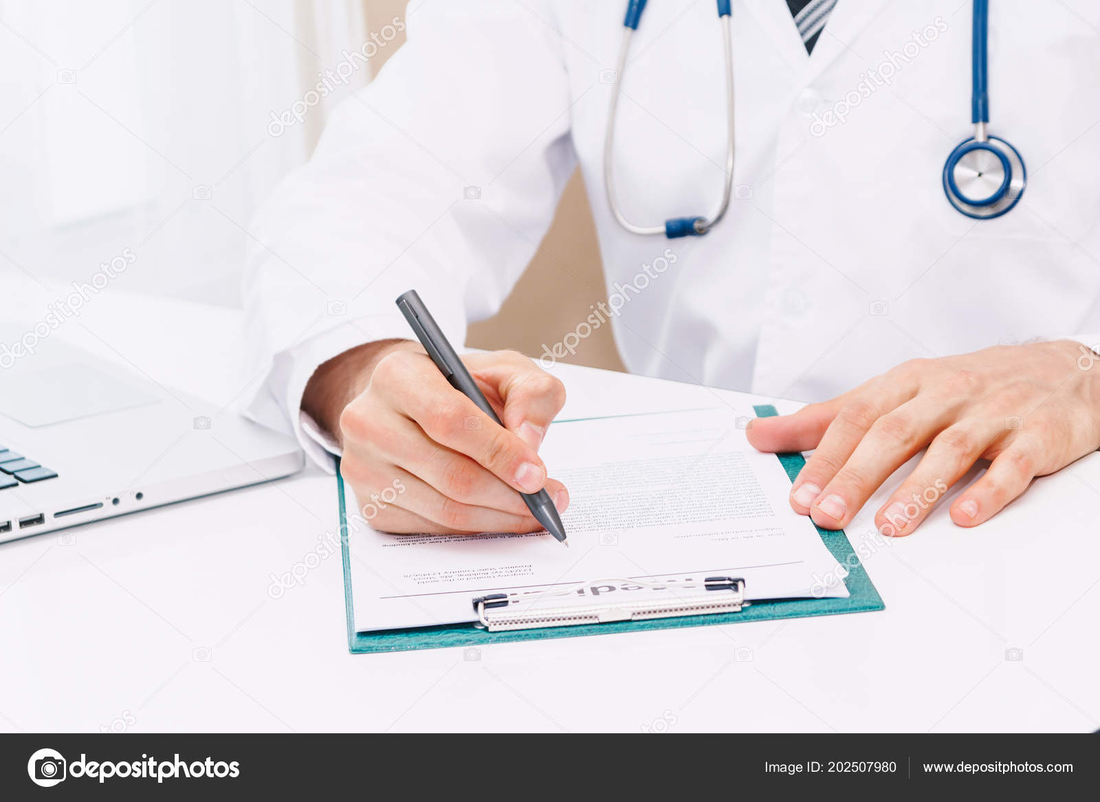 Doctor Stethoscope Working Writing Paperwork Hospital Healthcare ...
