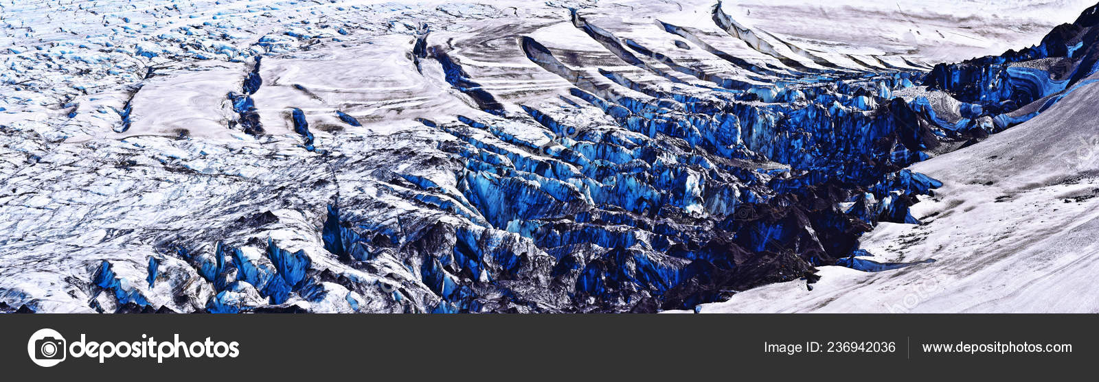 Panoramic View Glassier Fracture Cracked Glacier Surface Deposits Black ...