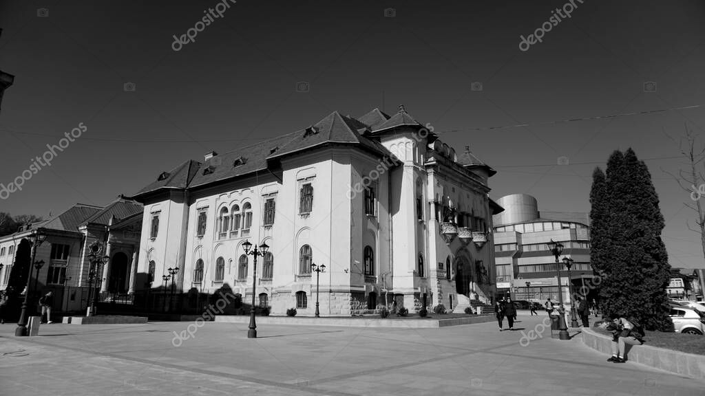 Campulung Muscel, Rumania - 20 de junio de 2020: Ayuntamiento o ...