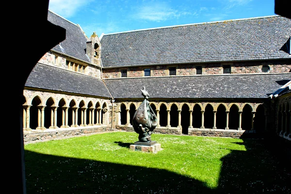 Iona abbey Stock Photos, Royalty Free Iona abbey Images | Depositphotos