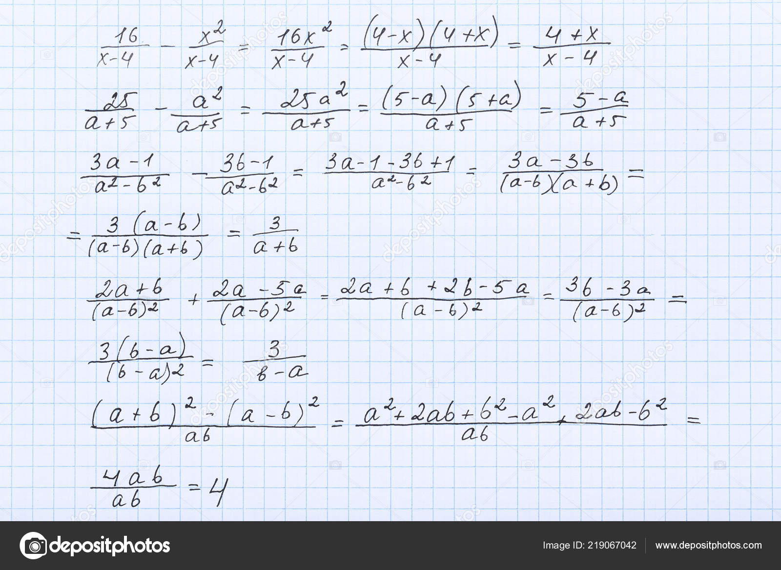 Primer Plano Del Libro Ejercicios Con Fórmulas Matemáticas — Foto de ...