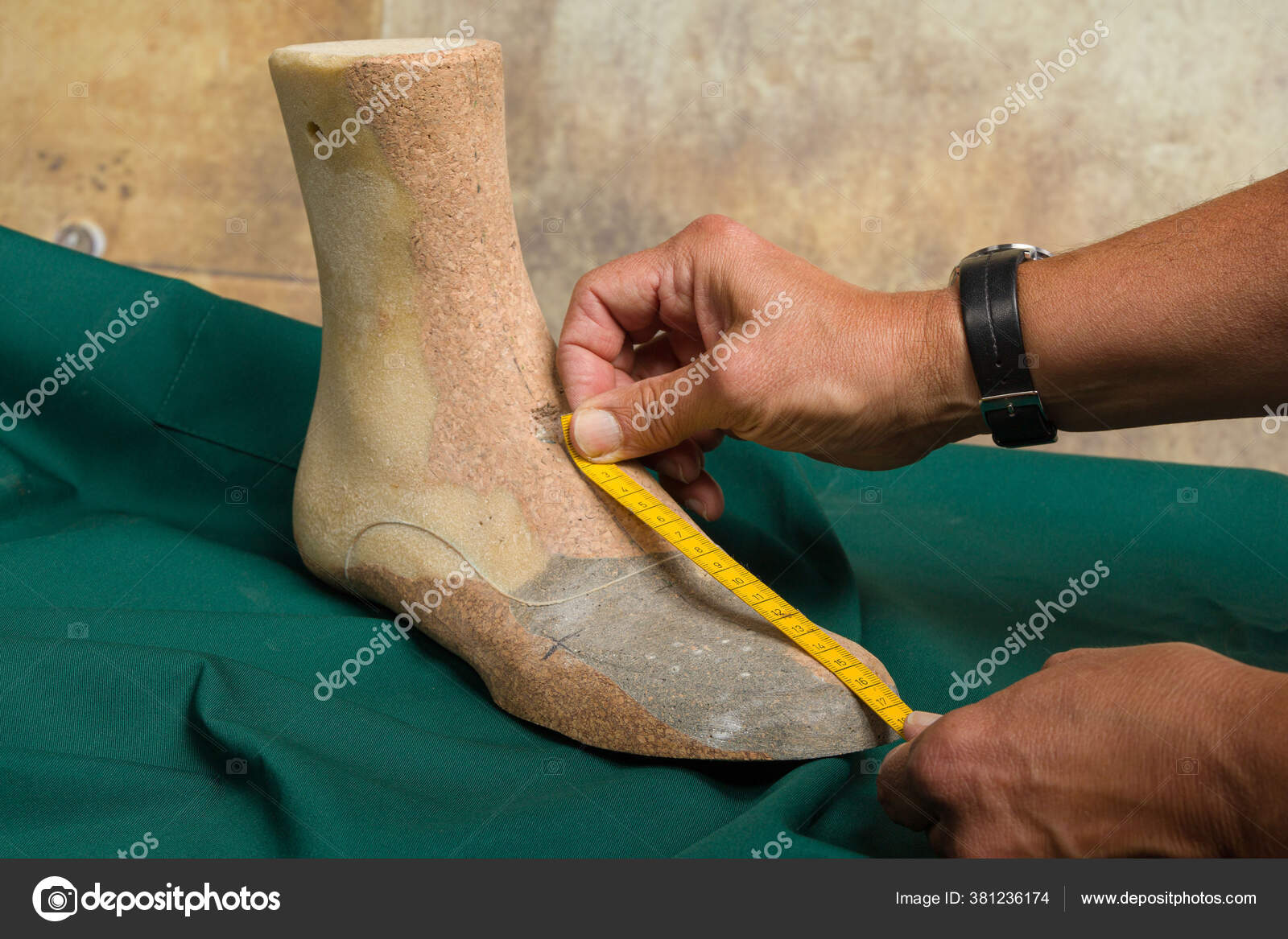 Hands Orthopedic Shoemaker Measuring Wooden Last Quality Control Stock ...