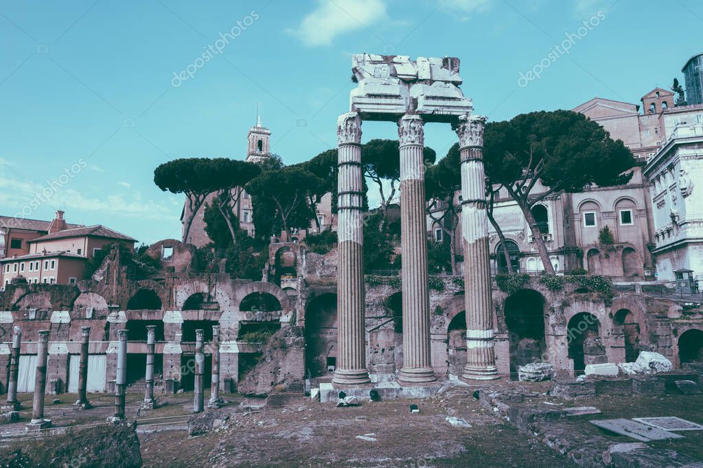 Roma, Italia - 23 de junio de 2018: Vista panorámica del templo de ...