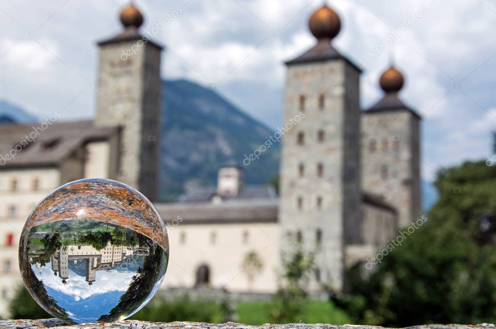 El Palacio Stockalper es un castillo construido entre 1651 y 1671 en ...