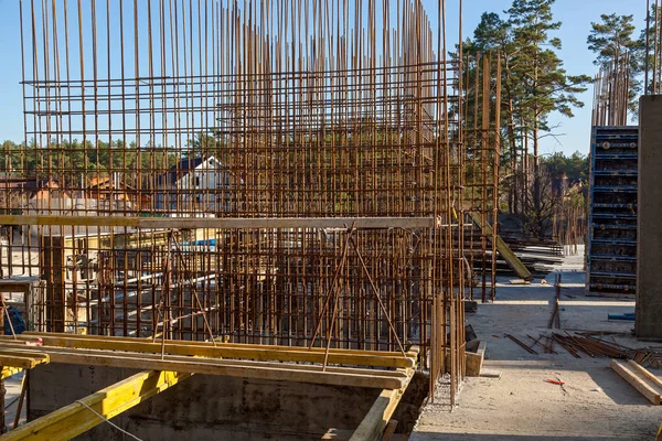 Design of reinforcement cage of reinforcement for concrete frame ...