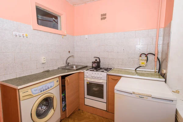 Poor kitchen Stock Photos, Royalty Free Poor kitchen Images | Depositphotos