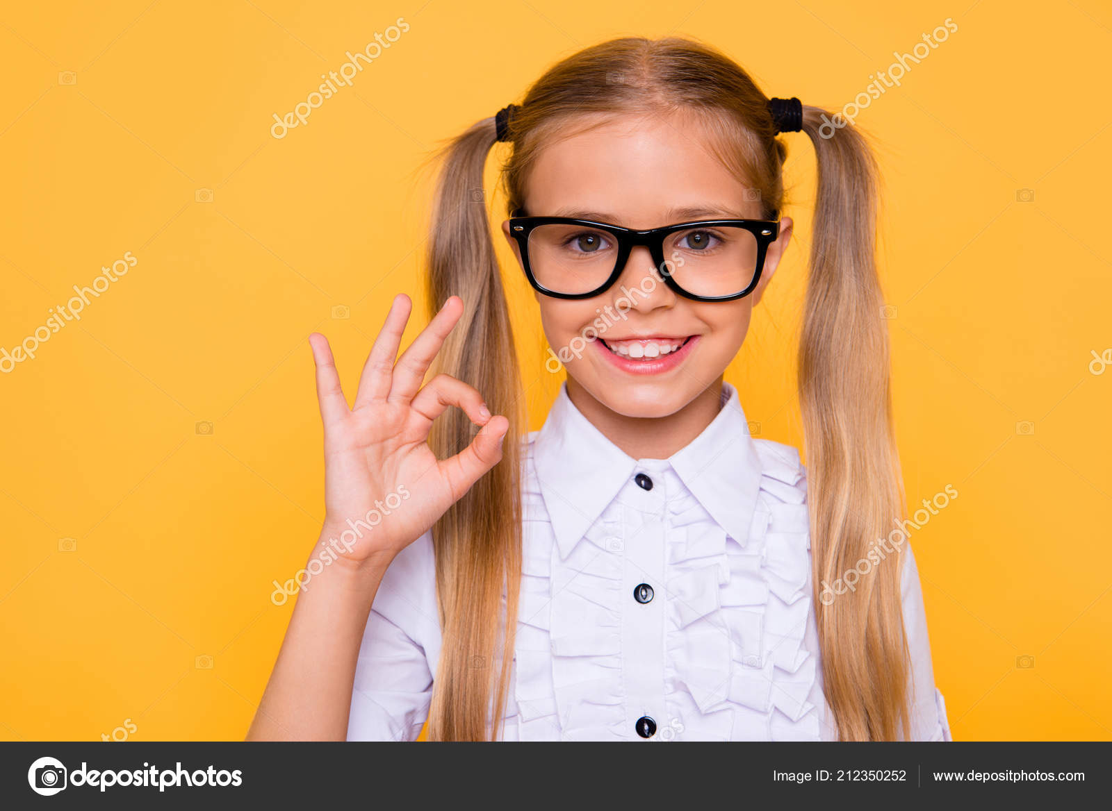 Fun joy enjoy like advert people person concept. Close up studio ...