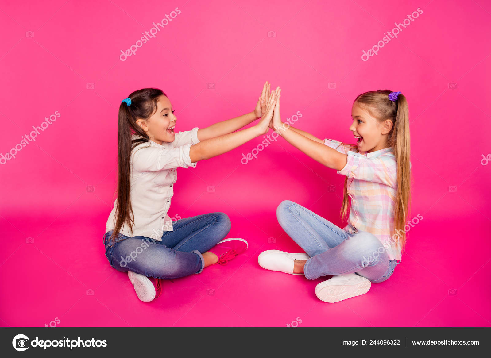 Close up side profile photo two little age she her girls hands arms ...