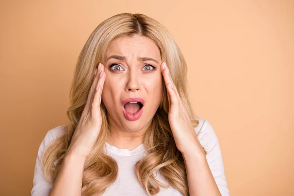 Reaction Faces Shock