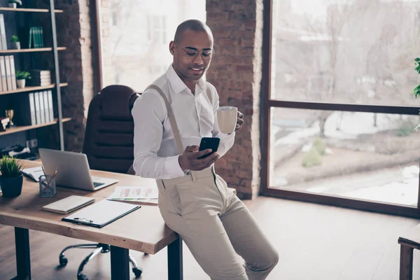 Portrait of his he nice attractive cheerful cheery confident guy ...
