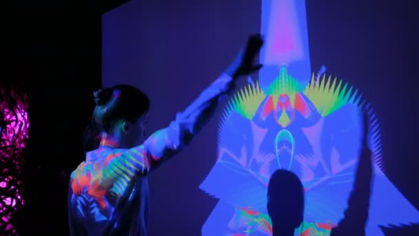 Large screen augmented reality experience — Stock Video © Zyabich ...