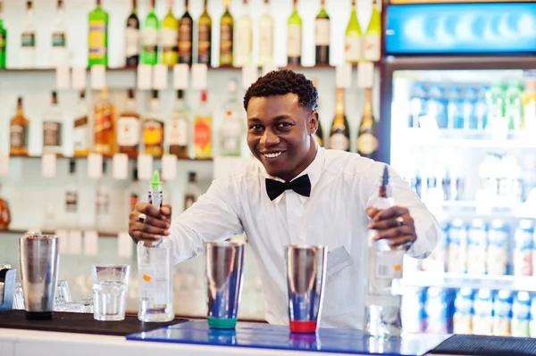 Black bartender Stock Photos, Royalty Free Black bartender Images ...