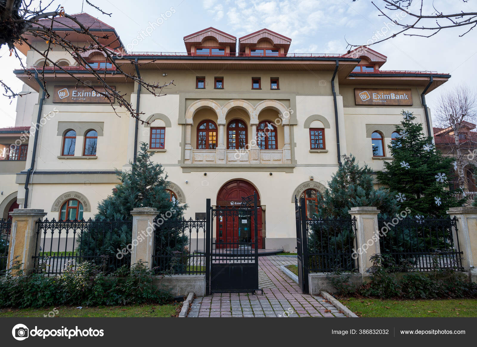 Bucharest Romania January 2020 Exim Bank Building — Stock Editorial ...