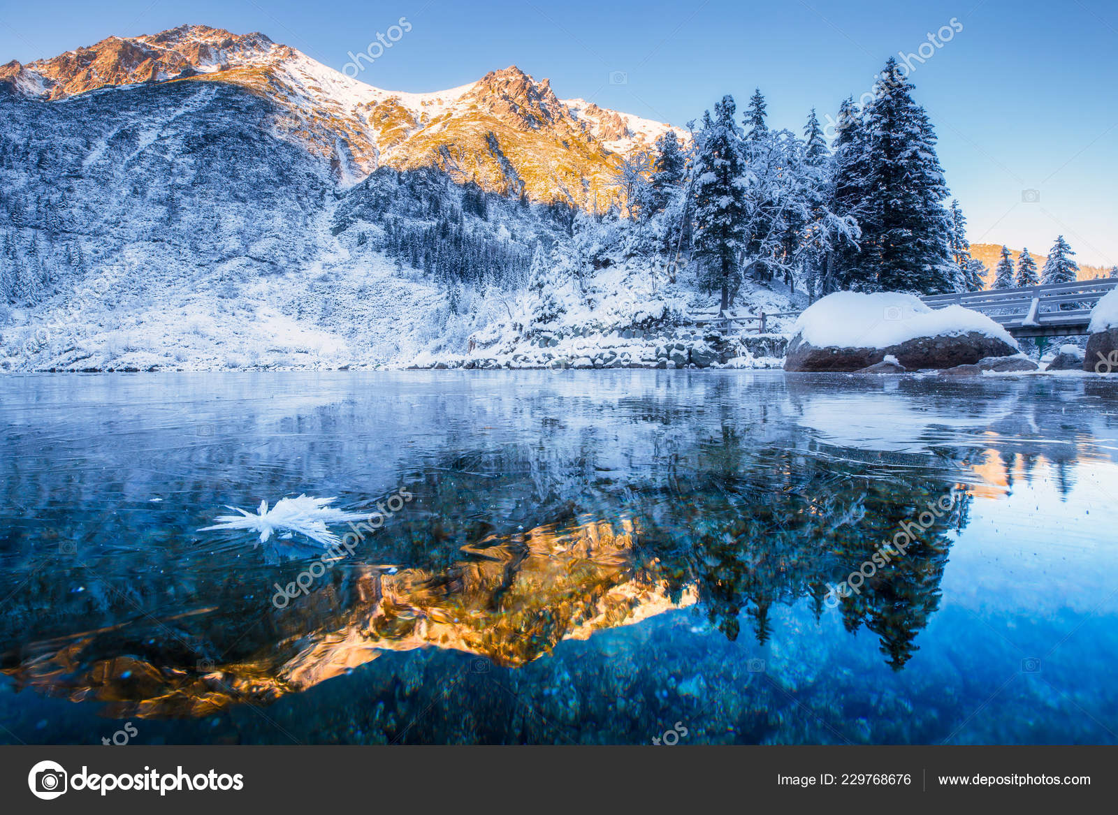 Winter Nature Beautiful Mountains Sunlight Reflects Clear Ice Frozen ...