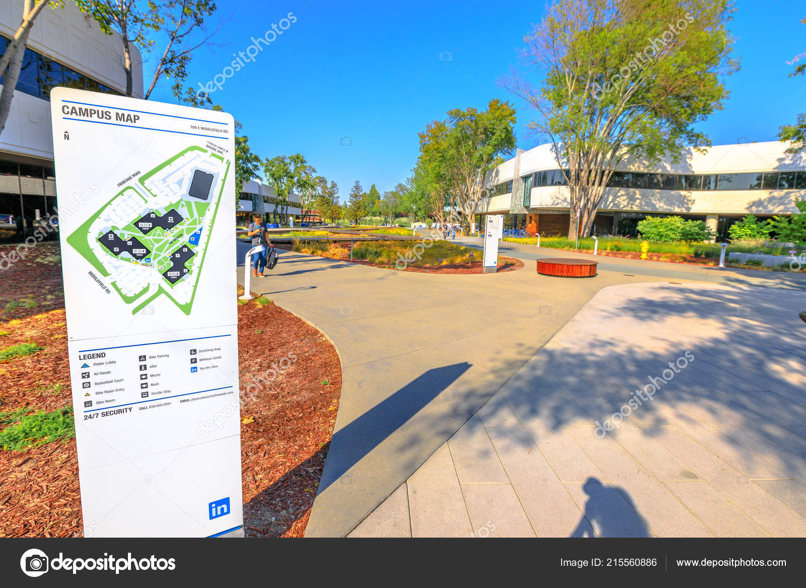 Linkedin campus Silicon Valley — Stock Editorial Photo © bennymarty ...